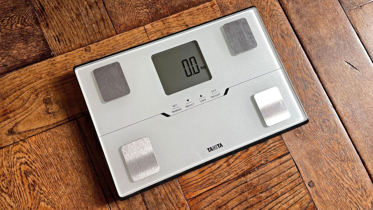 Tanita BC-401 Smart Scale Review - Healthify Magazine