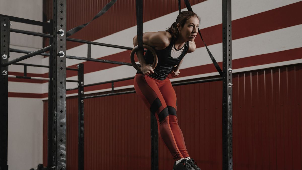 Watch Top CrossFit Athletes Step Back In Time And Tackle The Nasty ...